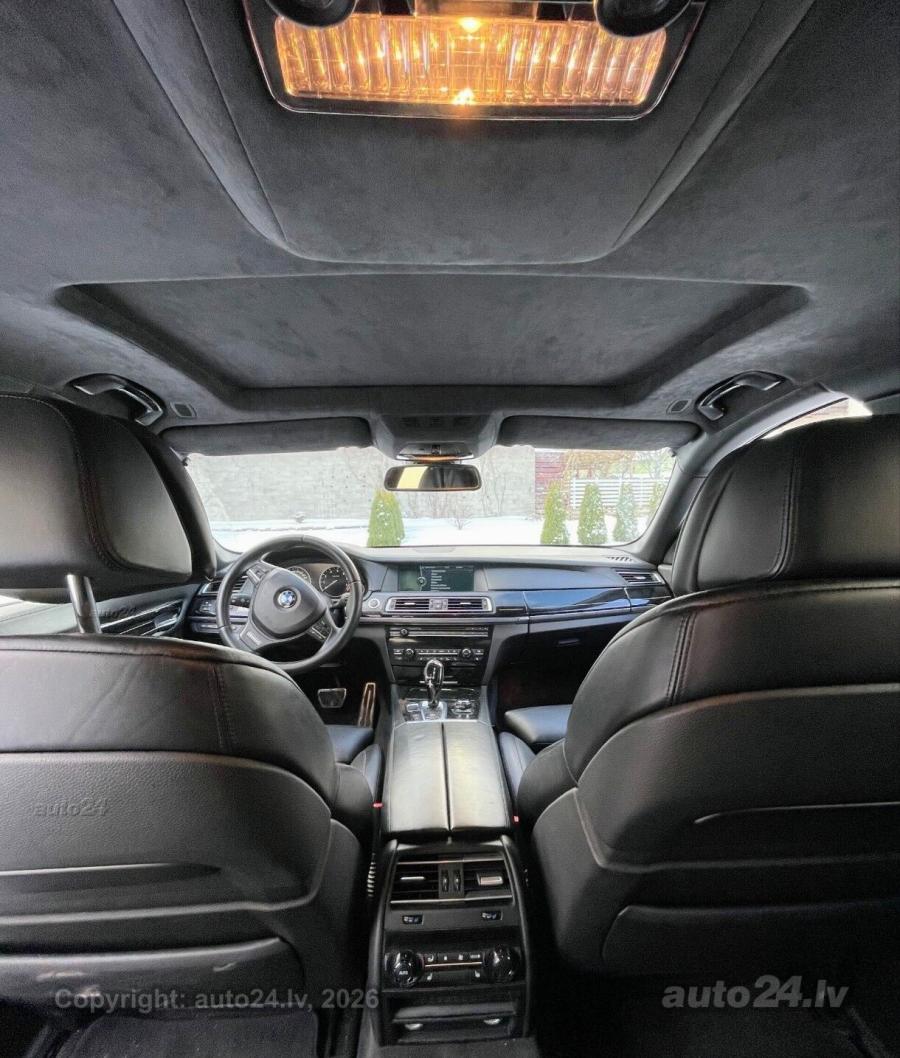 Melns BMW 7 Series 2010 Tallina, ar dzinēja tilpumu 3.00 L un nobraukumu 321 tūkst. km par 9900 €, foto 7 vietnē AUTOMOTO.COM.LV