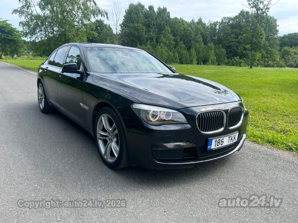 Melns BMW 7 Series 2010 Tallina, ar dzinēja tilpumu 3.00 L un nobraukumu 302 tūkst. km par 8200 €, foto 1 vietnē AUTOMOTO.COM.LV
