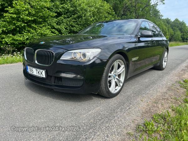 Melns BMW 7 Series 2010 Tallina, ar dzinēja tilpumu 3.00 L un nobraukumu 302 tūkst. km par 8200 €, foto 3 vietnē AUTOMOTO.COM.LV