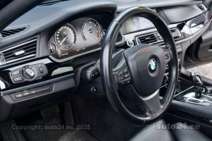 Melns BMW 7 Series 2011 Tallina, ar dzinēja tilpumu 3.00 L un nobraukumu 310 tūkst. km par 14999 €, foto 15 vietnē AUTOMOTO.COM.LV