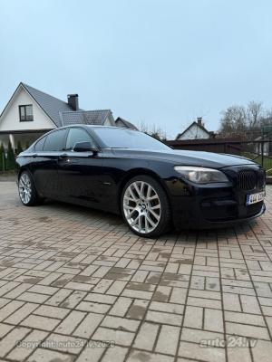 Black BMW 7 Series 2011 in Tallinn, with an engine capacity of 3.00 L and mileage of 212 thousand km for 14999 €, photo 2 on AUTOMOTO.COM.LV