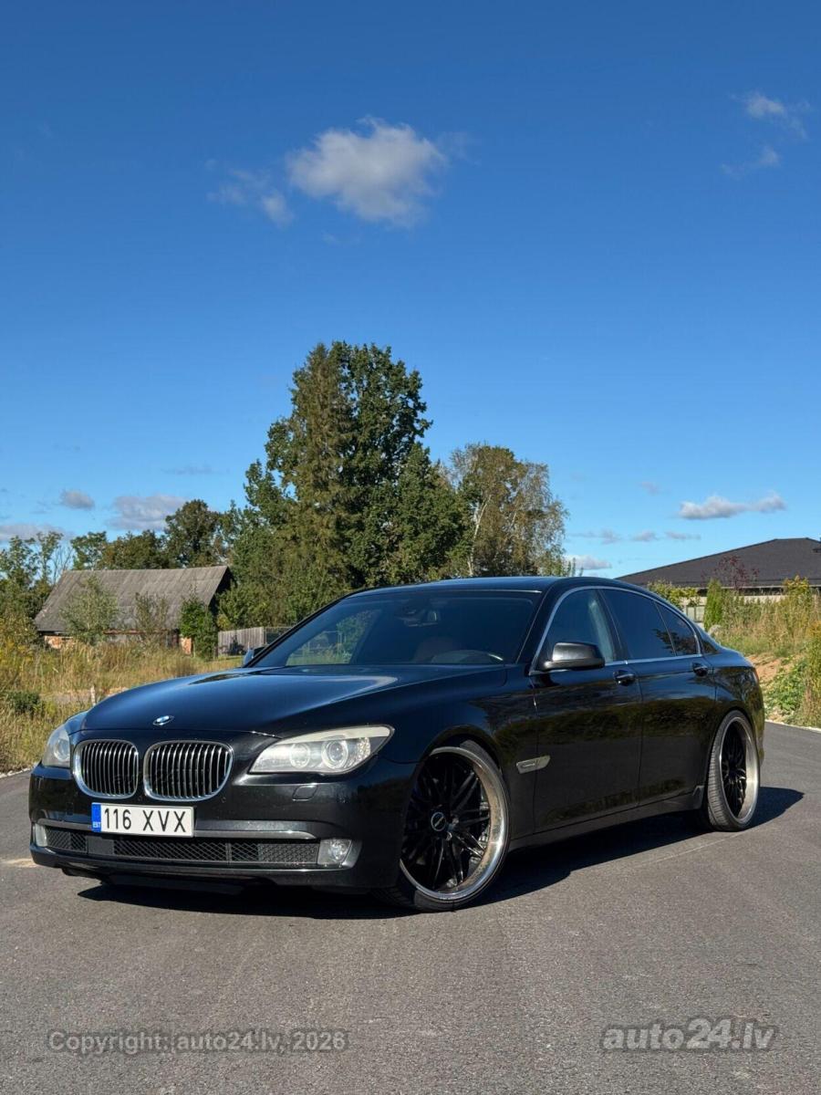 Black BMW 7 Series 2011 in Tallinn, with an engine capacity of 3.00 L and mileage of 305 thousand km for 14000 €, photo 2 on AUTOMOTO.COM.LV