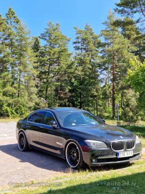 Black BMW 7 Series 2011 in Tallinn, with an engine capacity of 3.00 L and mileage of 305 thousand km for 14000 €, photo 3 on AUTOMOTO.COM.LV