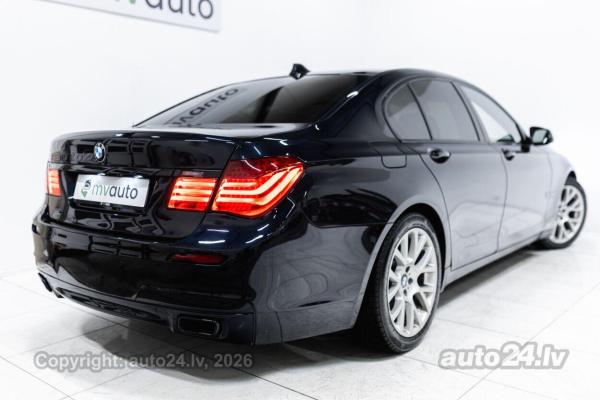 Melns BMW 7 Series 2011 Tallina, ar dzinēja tilpumu 3.00 L un nobraukumu 309 tūkst. km par 10890 €, foto 8 vietnē AUTOMOTO.COM.LV