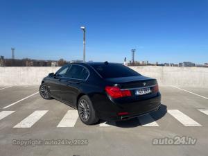 Melns BMW 7 Series 2011 Tallina, ar dzinēja tilpumu 4.40 L un nobraukumu 10 tūkst. km par 16700 €, foto 2 vietnē AUTOMOTO.COM.LV
