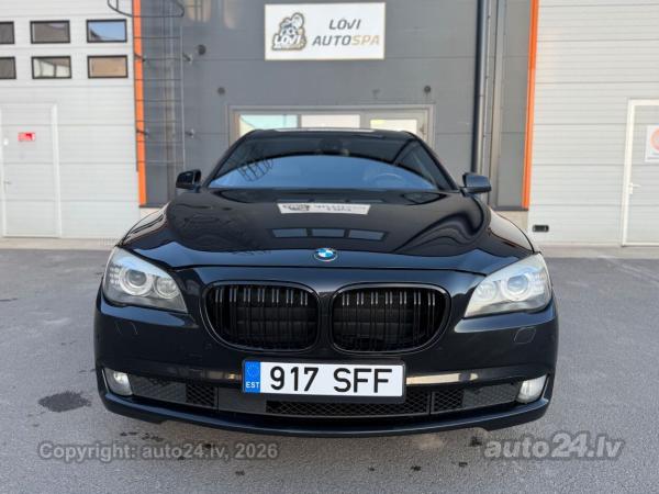 Melns BMW 7 Series 2011 Kuresāre, ar dzinēja tilpumu 3.00 L un nobraukumu 317 tūkst. km par 12999 €, foto 1 vietnē AUTOMOTO.COM.LV