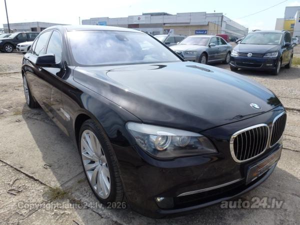 Melns BMW 7 Series 2011 Tartu, ar dzinēja tilpumu 4.40 L un nobraukumu 159 tūkst. km par 15950 €, foto 3 vietnē AUTOMOTO.COM.LV
