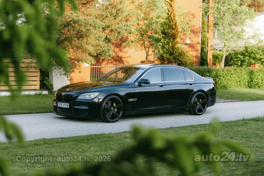 Melns BMW 7 Series 2011 Tallina, ar dzinēja tilpumu 3.00 L un nobraukumu 296 tūkst. km par 13750 €, foto 4 vietnē AUTOMOTO.COM.LV