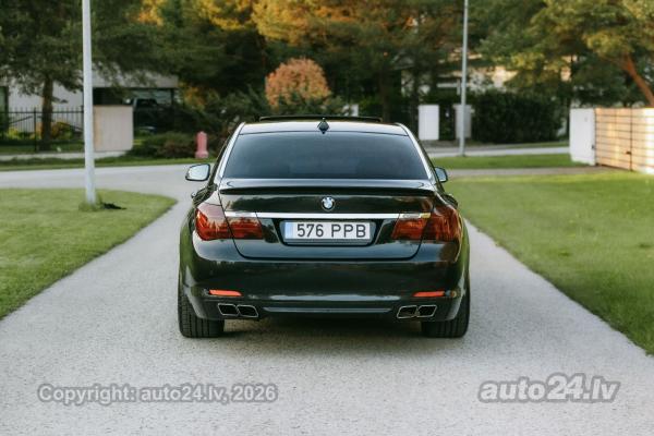 Black BMW 7 Series 2011 in Tallinn, with an engine capacity of 3.00 L and mileage of 296 thousand km for 13750 €, photo 8 on AUTOMOTO.COM.LV
