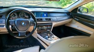 Black BMW 7 Series 2011 in Tallinn, with an engine capacity of 3.00 L and mileage of 240 thousand km for 9000 €, photo 25 on AUTOMOTO.COM.LV