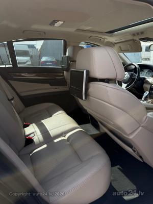 Melns BMW 7 Series 2011 Tallina, ar dzinēja tilpumu 3.00 L un nobraukumu 295 tūkst. km par 11899 €, foto 13 vietnē AUTOMOTO.COM.LV