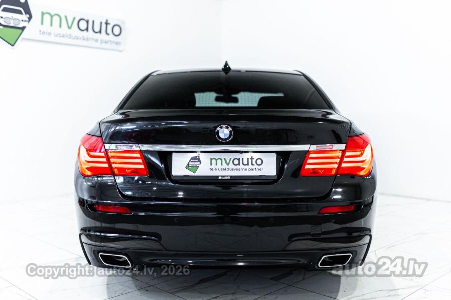 Melns BMW 7 Series 2011 Tallina, ar dzinēja tilpumu 3.00 L un nobraukumu 266 tūkst. km par 11990 €, foto 8 vietnē AUTOMOTO.COM.LV