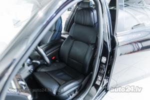 Melns BMW 7 Series 2011 Tallina, ar dzinēja tilpumu 3.00 L un nobraukumu 266 tūkst. km par 11990 €, foto 15 vietnē AUTOMOTO.COM.LV