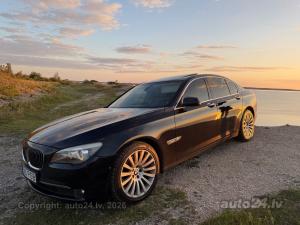 Black BMW 7 Series 2011 in Tallinn, with an engine capacity of 3.00 L and mileage of 293 thousand km for 11850 €, photo  on AUTOMOTO.COM.LV