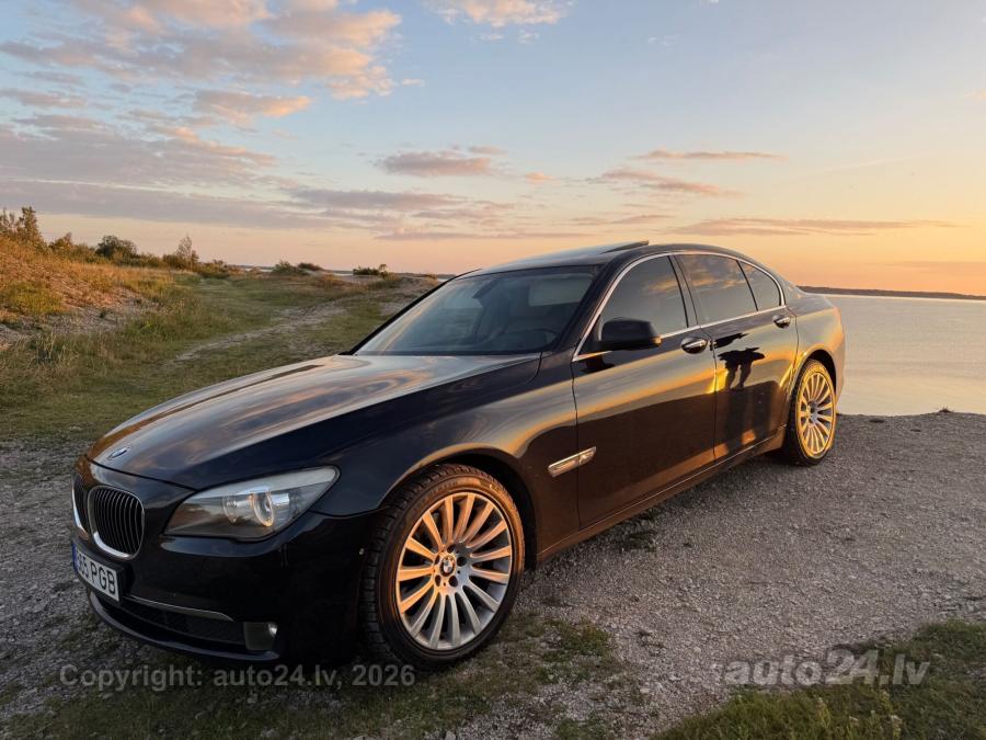 Black BMW 7 Series 2011 in Tallinn, with an engine capacity of 3.00 L and mileage of 293 thousand km for 11850 €, photo 1 on AUTOMOTO.COM.LV