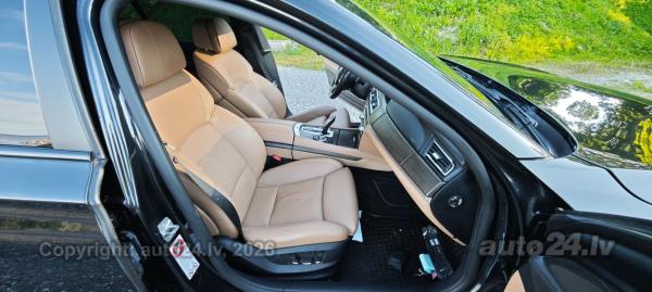 Melns BMW 7 Series 2011 Tallina, ar dzinēja tilpumu 3.00 L un nobraukumu 285 tūkst. km par 13000 €, foto 10 vietnē AUTOMOTO.COM.LV