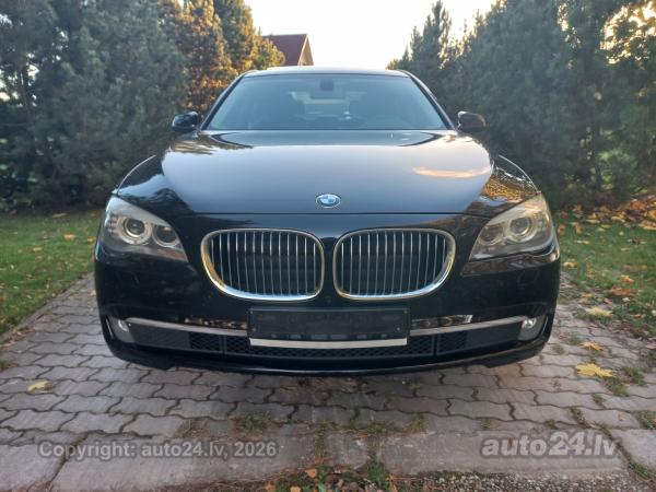 Melns BMW 7 Series 2011 Tartu, ar dzinēja tilpumu 3.00 L un nobraukumu 266 tūkst. km par 11900 €, foto 4 vietnē AUTOMOTO.COM.LV