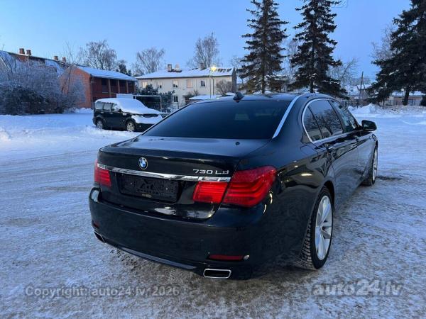 Melns BMW 7 Series 2012 Tartu, ar dzinēja tilpumu 3.00 L un nobraukumu 236 tūkst. km par 11999 €, foto 7 vietnē AUTOMOTO.COM.LV
