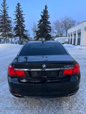 Black BMW 7 Series 2012 in Tartu, with an engine capacity of 3.00 L and mileage of 236 thousand km for 11999 €, photo 21 on AUTOMOTO.COM.LV