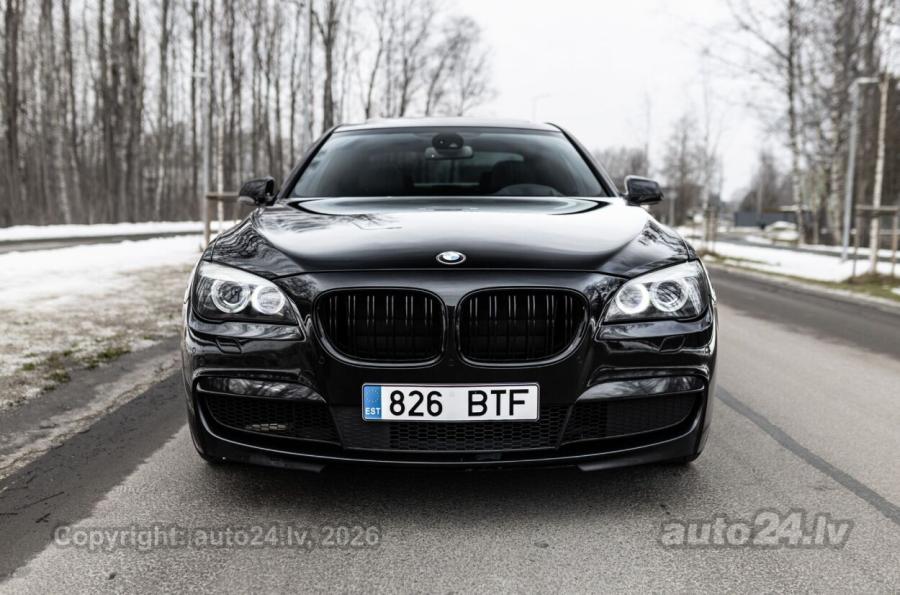 Melns BMW 7 Series 2012 Tallina, ar dzinēja tilpumu 3.00 L un nobraukumu 230 tūkst. km par 13899 €, foto 1 vietnē AUTOMOTO.COM.LV