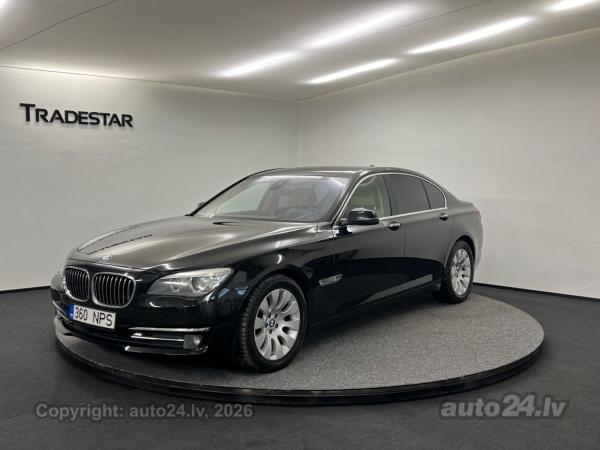 Melns BMW 7 Series 2012 Pērnava, ar dzinēja tilpumu 3.00 L un nobraukumu 274 tūkst. km par 12490 €, foto 1 vietnē AUTOMOTO.COM.LV