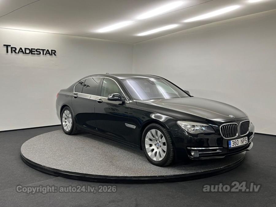 Melns BMW 7 Series 2012 Pērnava, ar dzinēja tilpumu 3.00 L un nobraukumu 274 tūkst. km par 12490 €, foto 3 vietnē AUTOMOTO.COM.LV