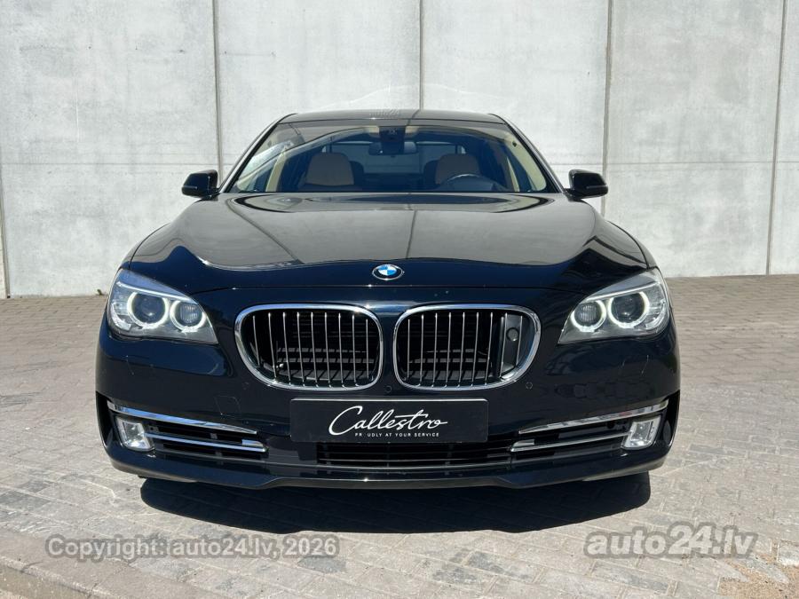 Melns BMW 7 Series 2012 Tallina, ar dzinēja tilpumu 3.00 L un nobraukumu 181 tūkst. km par 19900 €, foto 3 vietnē AUTOMOTO.COM.LV