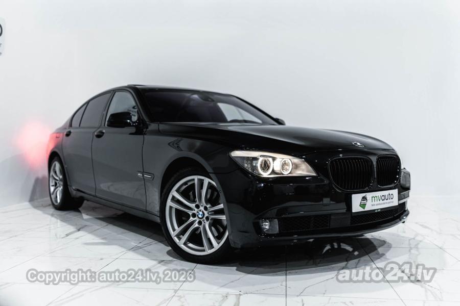 Black BMW 7 Series 2012 in Tallinn, with an engine capacity of 3.00 L and mileage of 239 thousand km for 11990 €, photo 6 on AUTOMOTO.COM.LV