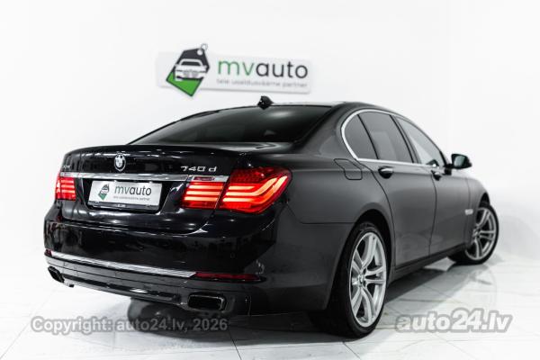 Melns BMW 7 Series 2012 Tallina, ar dzinēja tilpumu 3.00 L un nobraukumu 289 tūkst. km par 15990 €, foto 8 vietnē AUTOMOTO.COM.LV