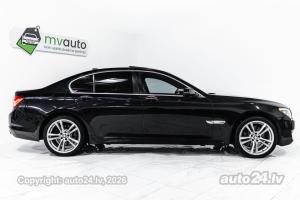 Melns BMW 7 Series 2012 Tallina, ar dzinēja tilpumu 3.00 L un nobraukumu 289 tūkst. km par 15990 €, foto 10 vietnē AUTOMOTO.COM.LV