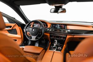 Melns BMW 7 Series 2012 Tallina, ar dzinēja tilpumu 3.00 L un nobraukumu 289 tūkst. km par 15990 €, foto 15 vietnē AUTOMOTO.COM.LV