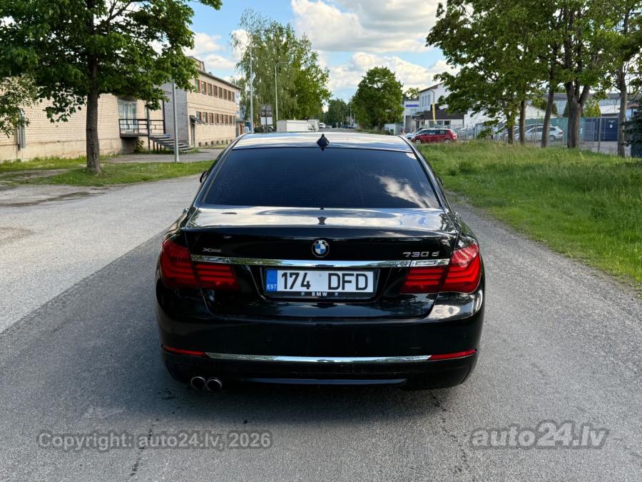 Melns BMW 7 Series 2012 Tartu, ar dzinēja tilpumu 3.00 L un nobraukumu 300 tūkst. km par 7900 €, foto 6 vietnē AUTOMOTO.COM.LV