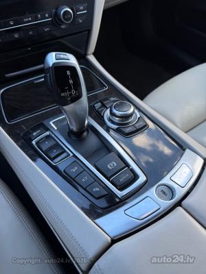 Melns BMW 7 Series 2012 Tartu, ar dzinēja tilpumu 3.00 L un nobraukumu 300 tūkst. km par 7900 €, foto 15 vietnē AUTOMOTO.COM.LV