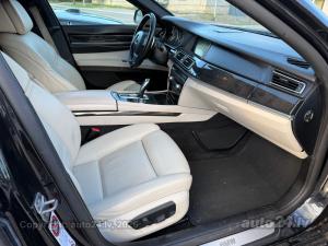 Melns BMW 7 Series 2012 Tartu, ar dzinēja tilpumu 3.00 L un nobraukumu 300 tūkst. km par 7900 €, foto 16 vietnē AUTOMOTO.COM.LV