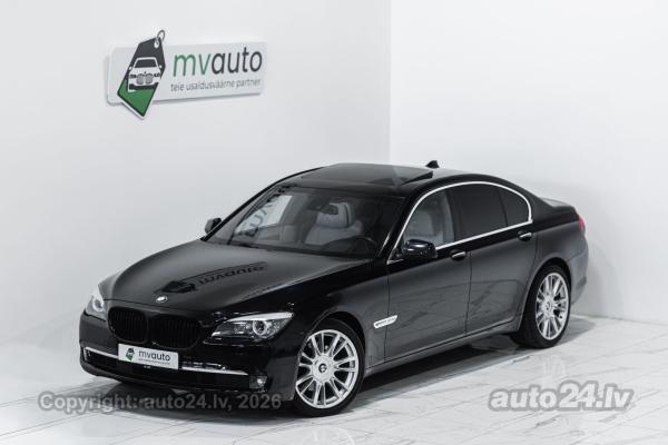 Melns BMW 7 Series 2012 Tallina, ar dzinēja tilpumu 3.00 L un nobraukumu 240 tūkst. km par 12990 €, foto 1 vietnē AUTOMOTO.COM.LV