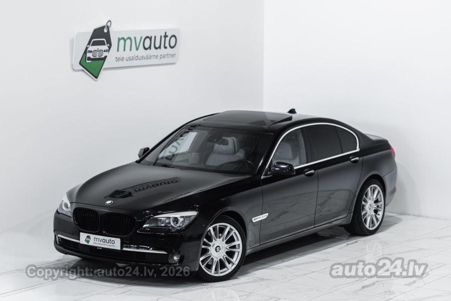 Black BMW 7 Series 2012 in Tallinn, with an engine capacity of 3.00 L and mileage of 240 thousand km for 12990 €, photo 1 on AUTOMOTO.COM.LV