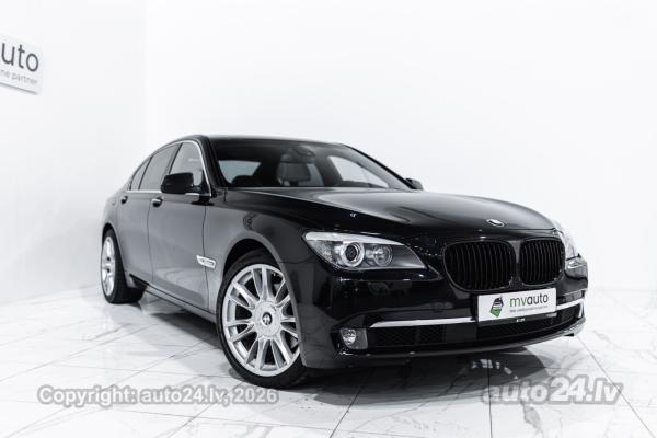 Melns BMW 7 Series 2012 Tallina, ar dzinēja tilpumu 3.00 L un nobraukumu 240 tūkst. km par 12990 €, foto 5 vietnē AUTOMOTO.COM.LV