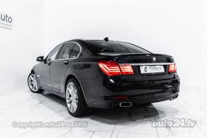 Black BMW 7 Series 2012 in Tallinn, with an engine capacity of 3.00 L and mileage of 240 thousand km for 12990 €, photo 7 on AUTOMOTO.COM.LV