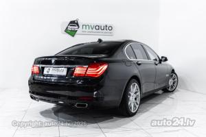Black BMW 7 Series 2012 in Tallinn, with an engine capacity of 3.00 L and mileage of 240 thousand km for 12990 €, photo 9 on AUTOMOTO.COM.LV