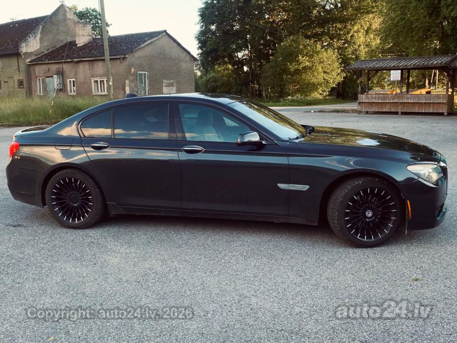 Melns BMW 7 Series 2012 Viljandi, ar dzinēja tilpumu 3.00 L un nobraukumu 283 tūkst. km par 9500 €, foto 3 vietnē AUTOMOTO.COM.LV