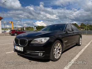 Melns BMW 7 Series 2012 Tallina, ar dzinēja tilpumu 3.00 L un nobraukumu 249 tūkst. km par 13000 €, foto 5 vietnē AUTOMOTO.COM.LV