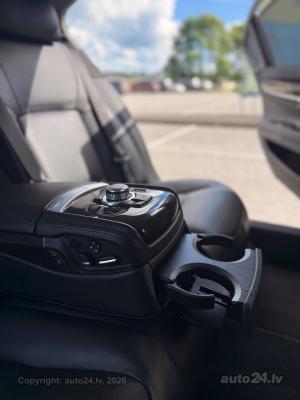 Melns BMW 7 Series 2012 Tallina, ar dzinēja tilpumu 3.00 L un nobraukumu 249 tūkst. km par 13000 €, foto 10 vietnē AUTOMOTO.COM.LV