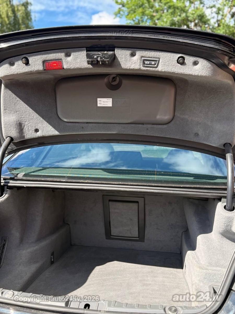 Melns BMW 7 Series 2012 Tallina, ar dzinēja tilpumu 3.00 L un nobraukumu 249 tūkst. km par 13000 €, foto 14 vietnē AUTOMOTO.COM.LV