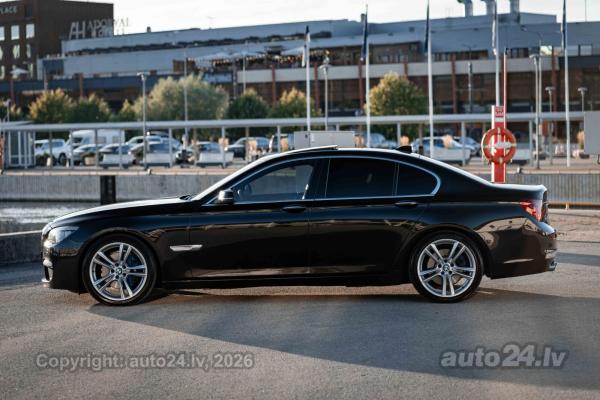 Black BMW 7 Series 2012 in Tallinn, with an engine capacity of 3.00 L and mileage of 263 thousand km for 16999 €, photo 3 on AUTOMOTO.COM.LV