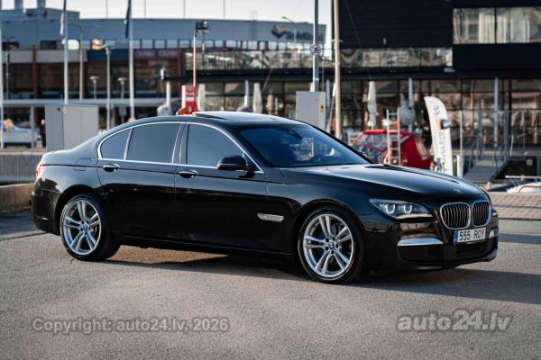 Black BMW 7 Series 2012 in Tallinn, with an engine capacity of 3.00 L and mileage of 263 thousand km for 16999 €, photo 8 on AUTOMOTO.COM.LV