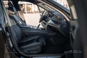 Black BMW 7 Series 2012 in Tallinn, with an engine capacity of 3.00 L and mileage of 263 thousand km for 16999 €, photo 13 on AUTOMOTO.COM.LV