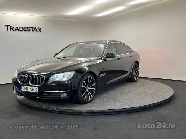 Melns BMW 7 Series 2012 Pērnava, ar dzinēja tilpumu 3.00 L un nobraukumu 274 tūkst. km par 11990 €, foto 1 vietnē AUTOMOTO.COM.LV