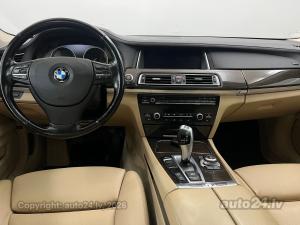 Черный БМВ 7 Серия 2012 в Пярну, объемом двигателя 3.00 л и пробегом 274 тыс. км за 11990 €, фото 14 на AUTOMOTO.COM.LV