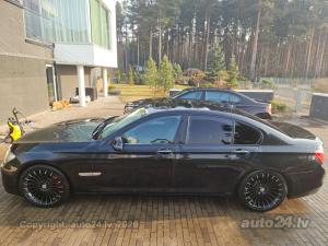 Melns BMW 7 Series 2013 Tartu, ar dzinēja tilpumu 3.00 L un nobraukumu 218 tūkst. km par 16750 €, foto 7 vietnē AUTOMOTO.COM.LV