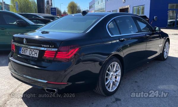 Black BMW 7 Series 2013 in Narva, with an engine capacity of 4.40 L and mileage of 185 thousand km for 16500 €, photo 3 on AUTOMOTO.COM.LV